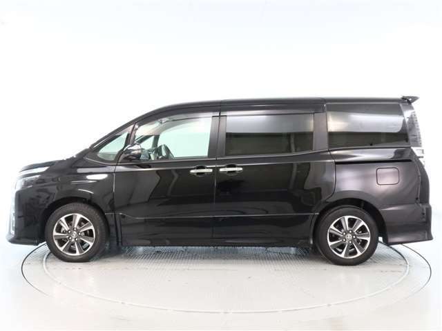 トヨタ ヴォクシー 2.0 ZS 煌III 2021年 2.2万キロ (千葉県) トヨタカローラ千葉船橋北口マイカーセンター - carview!