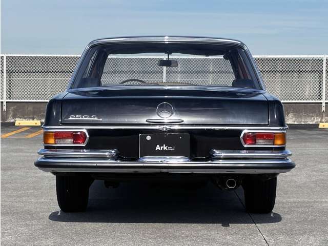 メルセデス・ベンツ Sクラス W108 250S 1966年 不明 (神奈川県 メルセデス・ベンツ Sクラス W108 250S 1966年 不明 (神奈川県