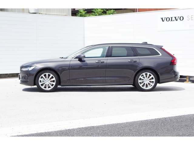 ボルボ V90 B5 モメンタム 2022年 0.5万キロ (岐阜県) ボルボ・カー多治見 - carview!