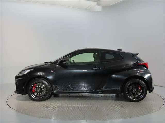 トヨタ GRヤリス 1.6 RZ ハイ パフォーマンス 4WD 2025年 868キロ (神奈川県) トヨタモビリティ神奈川（旧神奈川トヨタ）中古車タウン厚木 - carview!