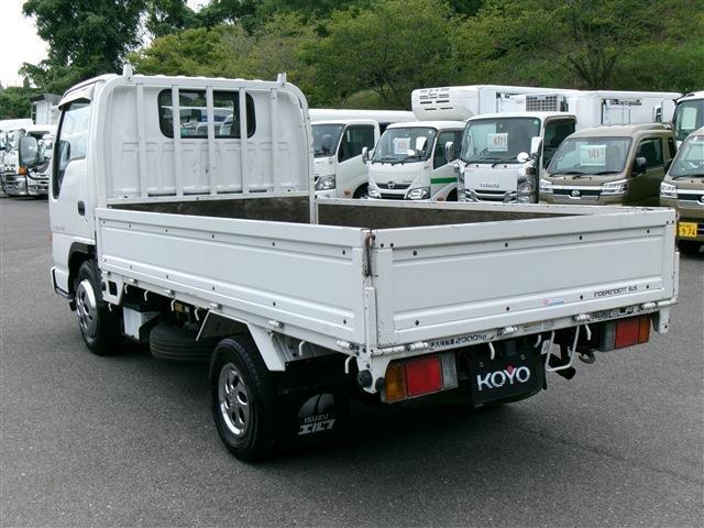 いすゞ エルフ 平ボディ/低床/5MT/2t積 1995年 7.5万キロ (香川県) （有）向陽自販トラックスジャパン店 - carview!