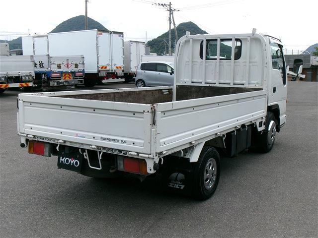 いすゞ エルフ 平ボディ/低床/5MT/2t積 1995年 7.5万キロ (香川県) （有）向陽自販トラックスジャパン店 - carview!