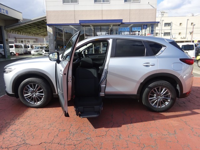 マツダ CX-5 XDプロアクティブ助手席リフトアップ車 2018年 2.7万キロ (和歌山県) （株）山崎自動車 - carview!