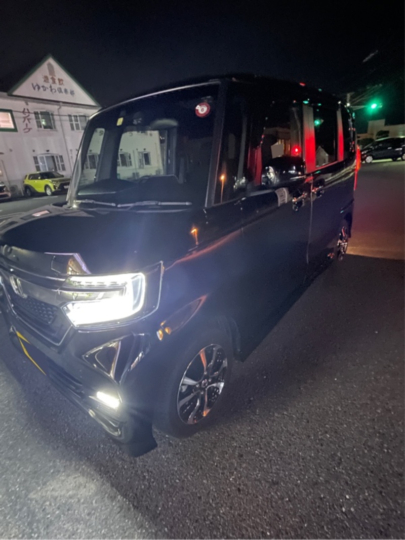 ホンダ N-BOXカスタム 新車情報・カタログ - carview!