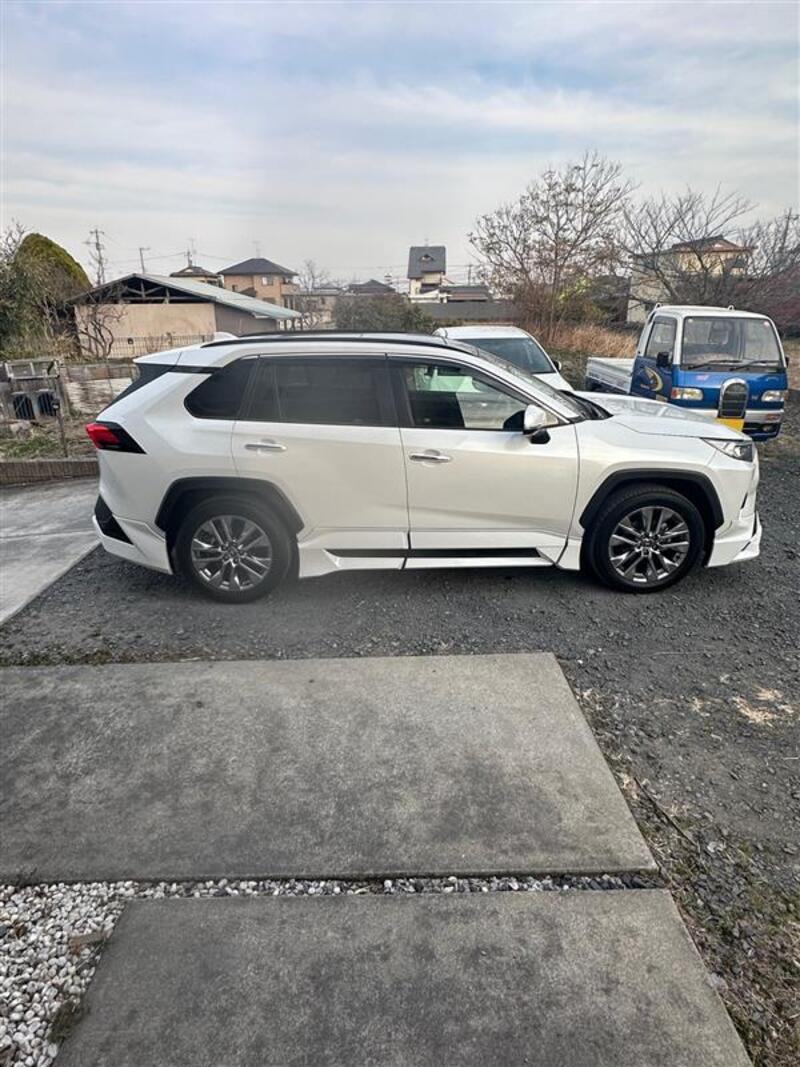 トヨタ RAV4(2024年12月モデル) の新車情報・カタログ - carview
