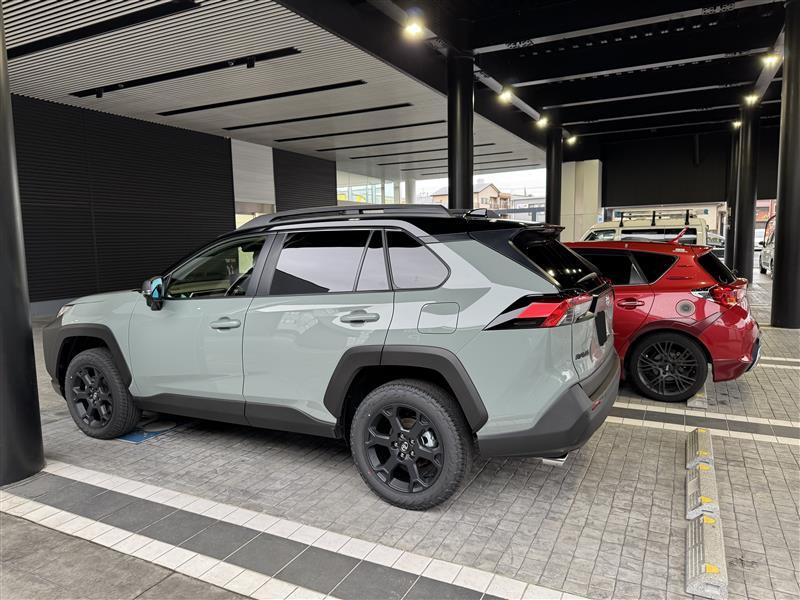 トヨタ RAV4ハイブリッド(2024年12月モデル) の新車情報・カタログ - carview