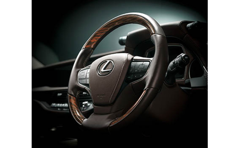 レクサス LS(2019年10月モデル) の新車情報・カタログ - carview