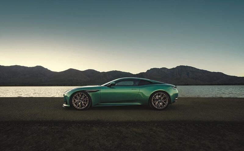 アストンマーティン DB12 新車情報・カタログ - carview!