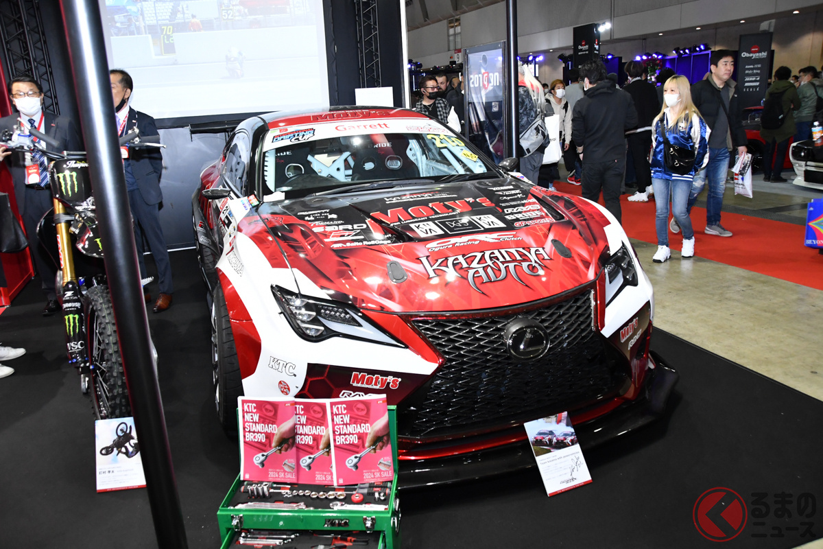 工具ブランドの「KTC」がFORMULA DRIFT JAPANに参戦する“ドリ車”をTAS2024に展示した背景とは（くるまのニュース） | 自動車情報・ニュース - carview!