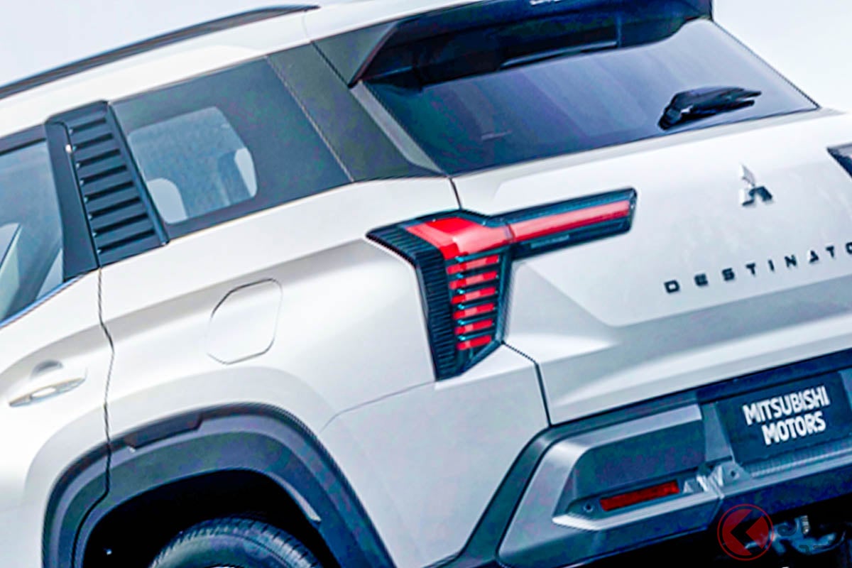 三菱「新型“7人乗り”SUV」世界初公開！ 全長4.7m級の「ちょうどいいサイズ」＆“1.5リッター“エンジン採用！ FFな「デスティネーター」尼国で登場も日本は？（くるまのニュース ...