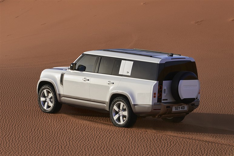 「ランクル250」検討中なら…比べておきたいタフ（男前）と高級をイイとこ取りする王道SUV3強（carview!） | 自動車情報サイト【新車・中古車】 - carview!