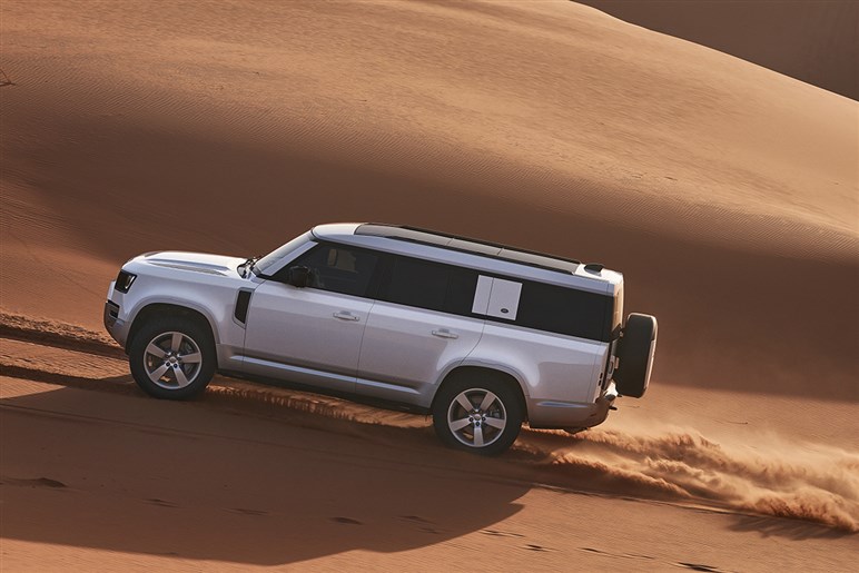 「ランクル250」検討中なら…比べておきたいタフ（男前）と高級をイイとこ取りする王道SUV3強（carview!） | 自動車情報サイト【新車・中古車】 - carview!