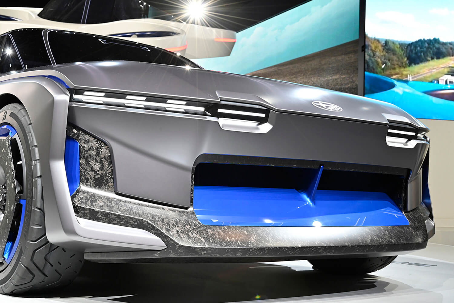 スバリスト感涙！ 「アルシオーネSVX」そして「戦闘機」を意識させるスポーツコンセプトが胸熱すぎる（WEB CARTOP） | 自動車情報・ニュース - carview!