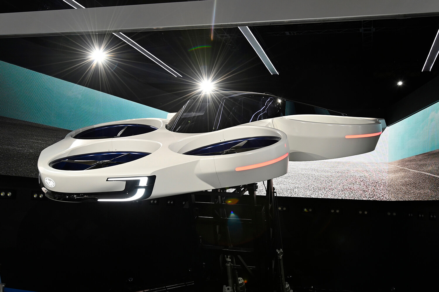 スバリスト感涙！ 「アルシオーネSVX」そして「戦闘機」を意識させるスポーツコンセプトが胸熱すぎる（WEB CARTOP） | 自動車情報・ニュース - carview!