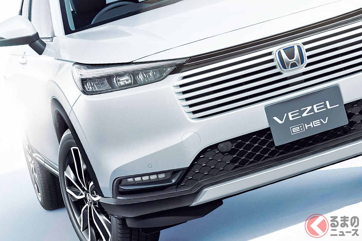 ホンダ新型「ヴェゼル」初公開！ “進化”は顔面刷新だけじゃない！ 注目の「オシャでシックな新色」とは？ 深海に樹林の「落ち着いた個性派」が登場へ（くるまのニュース） | 自動車情報・ニュース ...