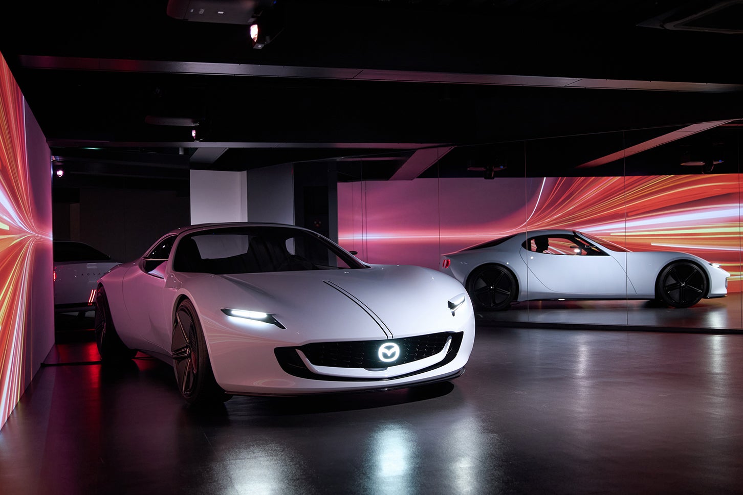 マツダ最新コンセプト「アイコニックSP」やル・マンウイナーの「787B」も展示！ マツダミュージアムがリニューアルオープン。（くるくら） | 自動車情報・ニュース - carview!