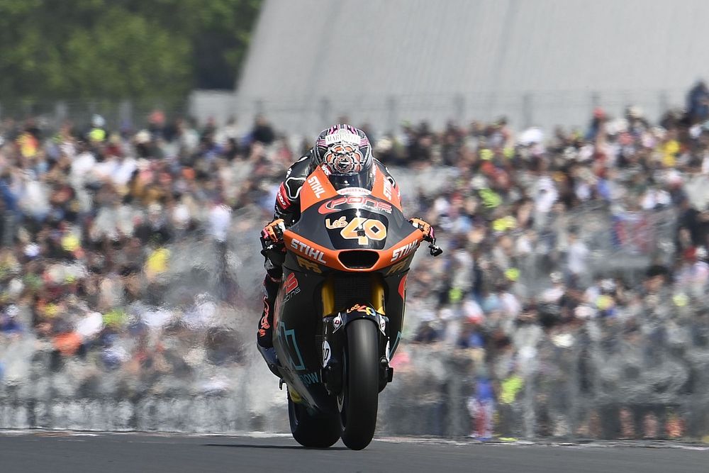 Moto2イタリア予選｜小椋藍、Q1突破も転倒で14番手と中団スタートに。カネットがポール獲得（motorsport.com 日本版） | 自動車情報・ニュース - carview!