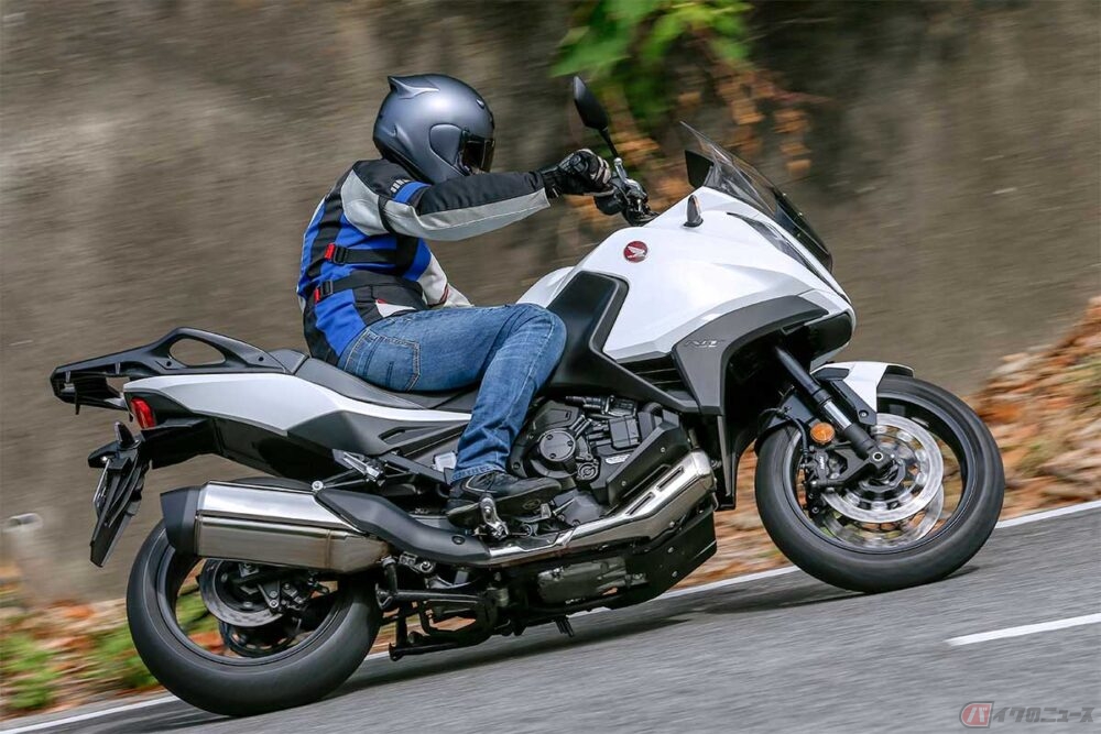 the「燃費」快適ツアラーの実力は？ ホンダ新型「NT1100」でガッツリ走ってみた！（バイクのニュース ） | 自動車情報・ニュース - carview!