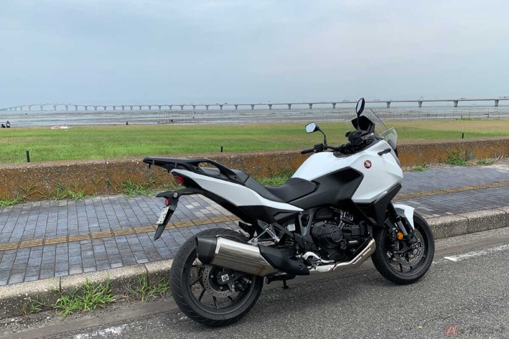 the「燃費」快適ツアラーの実力は？ ホンダ新型「NT1100」でガッツリ走ってみた！（バイクのニュース ） | 自動車情報・ニュース - carview!