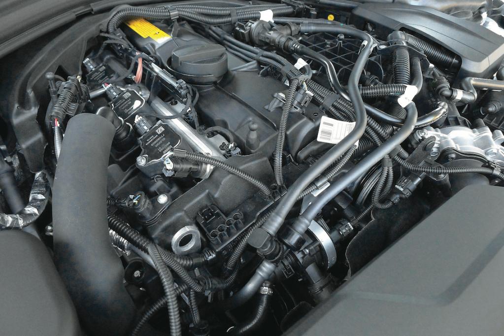 BMWの2ℓ直4ターボの進化度合いは? 320iの新旧パワーユニット比較 N20 vs B48（MotorFan） | 自動車情報・ニュース - carview!