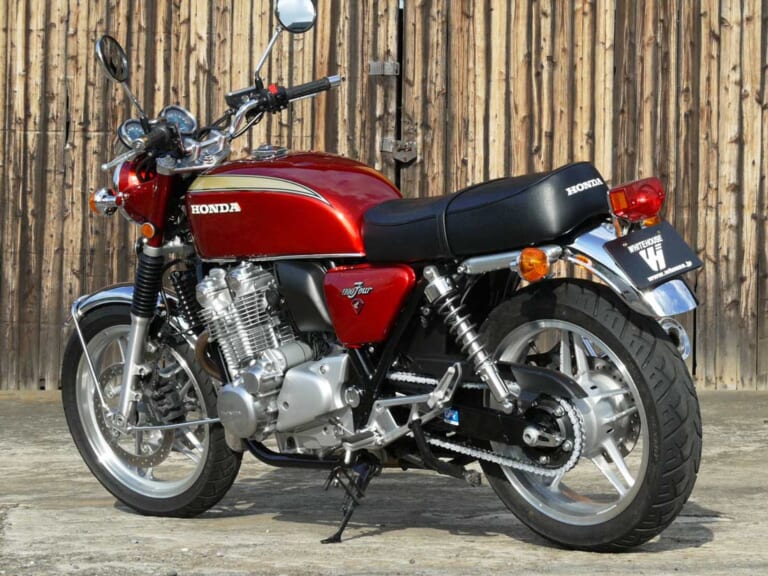 ホンダ CB1100を往年の名車仕様に! 3つのレトロフィットカスタム〈CB900F／CB750フォア／CB1100R〉（WEBヤングマシン） | 自動車情報・ニュース - carview!