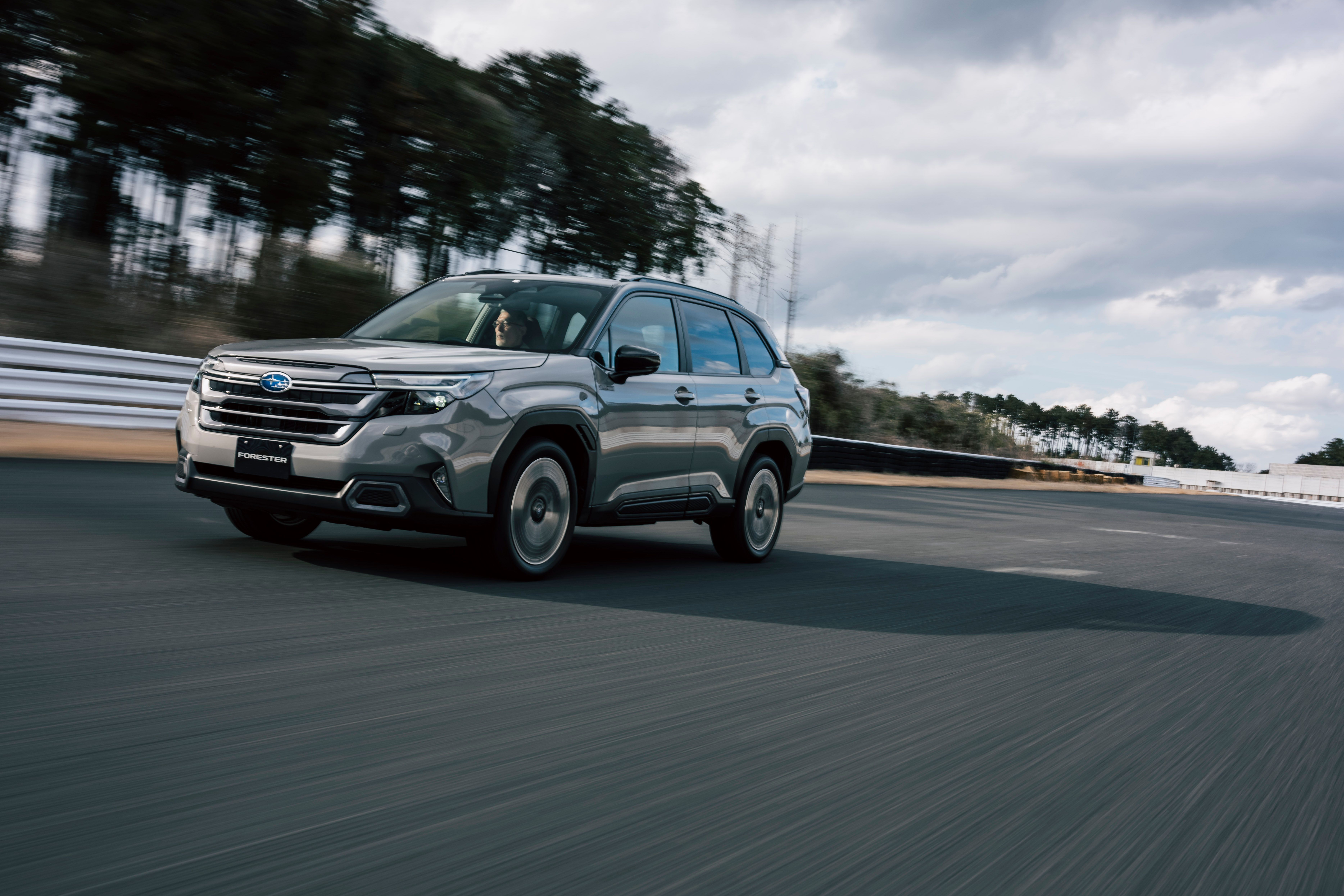 “豊かな中間層”を実感できる1台──新型スバル・フォレスターPremium S_HEV EX試乗記＜後編＞（GQ JAPAN） | 自動車情報・ニュース - carview!