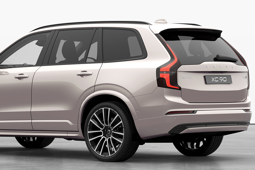 ボルボの7人乗りSUV「XC90」がアップデート！完成度を高めた”史上最高”モデルとして発売（LE VOLANT CARSMEET WEB） | 自動車情報・ニュース - carview!