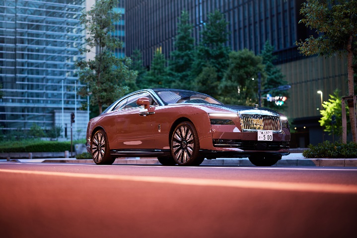 ラグジュアリーなクルマのある暮らしを愉しむWEBマガジン「AQ」が創刊！（@DIME） | 自動車情報・ニュース - carview!