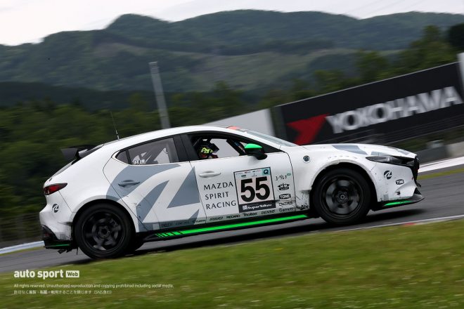 24時間レース初参戦のMAZDA3 Bio conceptはトラブル発生も完走「次に繋がるレースができた」（AUTOSPORT web） | 自動車情報・ニュース - carview!