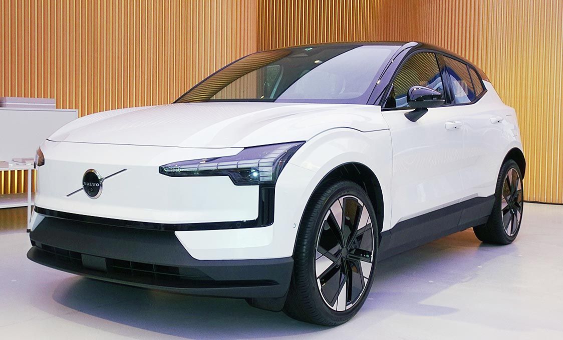 ボルボ・カー・ジャパン、Bセグメントの新型EV「EX30」発表 サブスクで先行受注 車両価格は559万円（日刊自動車新聞） | 自動車情報・ニュース - carview!