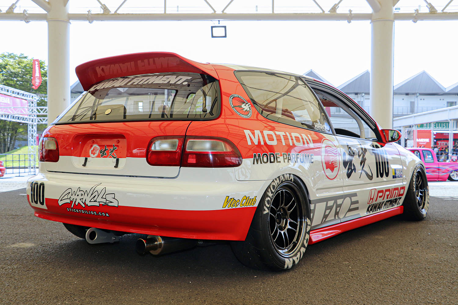 7万円で購入した「シビック」を伝説のレースカーに！ 最小最強グループAマシン「EG6出光モーションシビック」を再現したオーナーの情熱とは（Auto Messe Web） | 自動車情報 ...