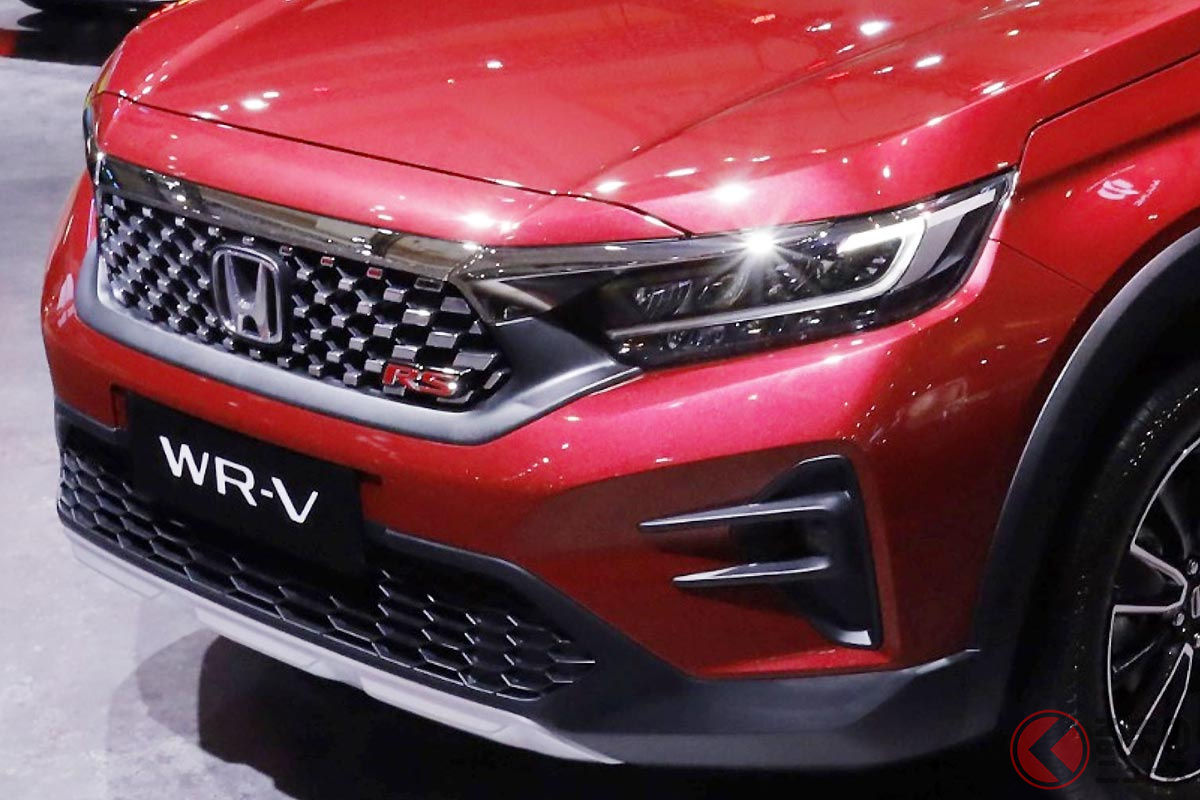 全長4mのホンダ最小SUV「WR-V」鮮烈レッドが超イケてる！ 悪路も得意!? 尼で熱烈支持される小型車とは？（くるまのニュース） | 自動車情報・ニュース - carview!