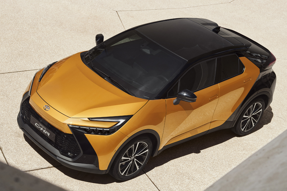 トヨタ新型「C-HR」 7年目のフルモデルチェンジ 個性派SUVが築いた独自のポジションとは（AUTOCAR JAPAN） | 自動車情報・ニュース - carview!