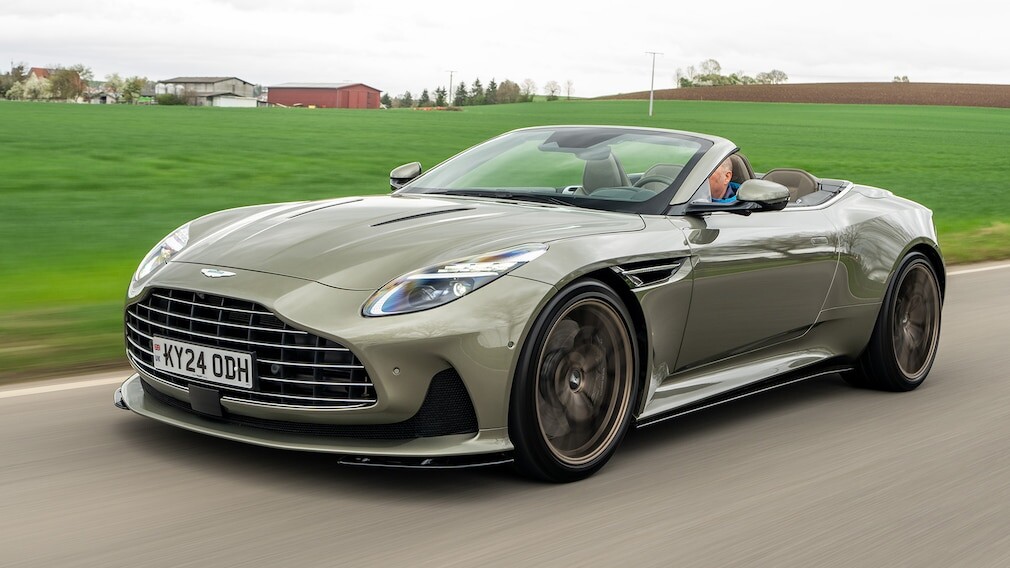 英国的完璧さとドイツ的精密さの融合 新型「アストンマーティン Db12 ヴォランテ」のドライビングレポート（autobild Japan