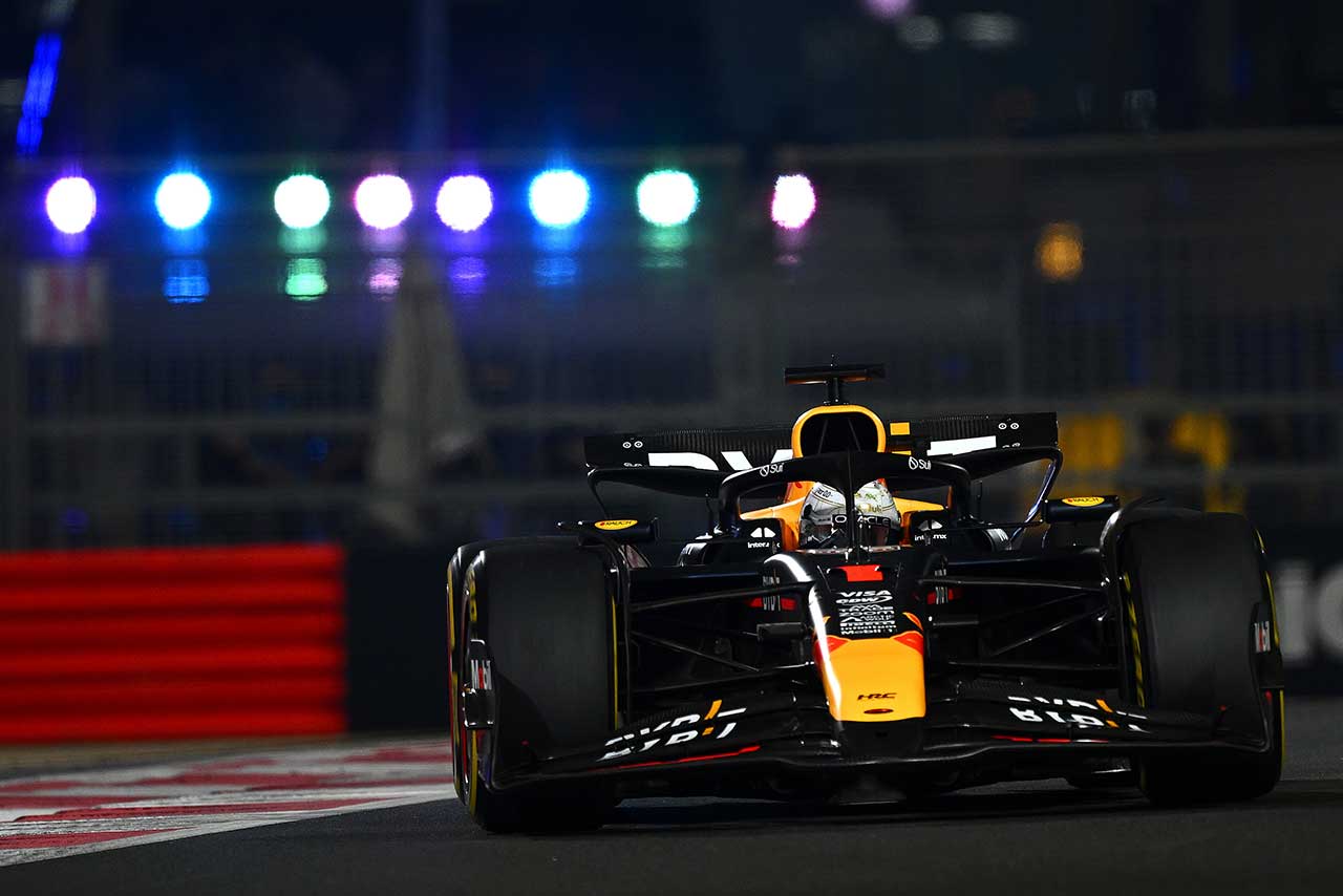 レッドブル＆HRC密着：フェルスタッペンは初日17番手。手を焼くRB20のバランス問題、改善に取り組むも悪化も経験（AUTOSPORT web）(ヘッドライン) | 自動車情報・ニュース ...