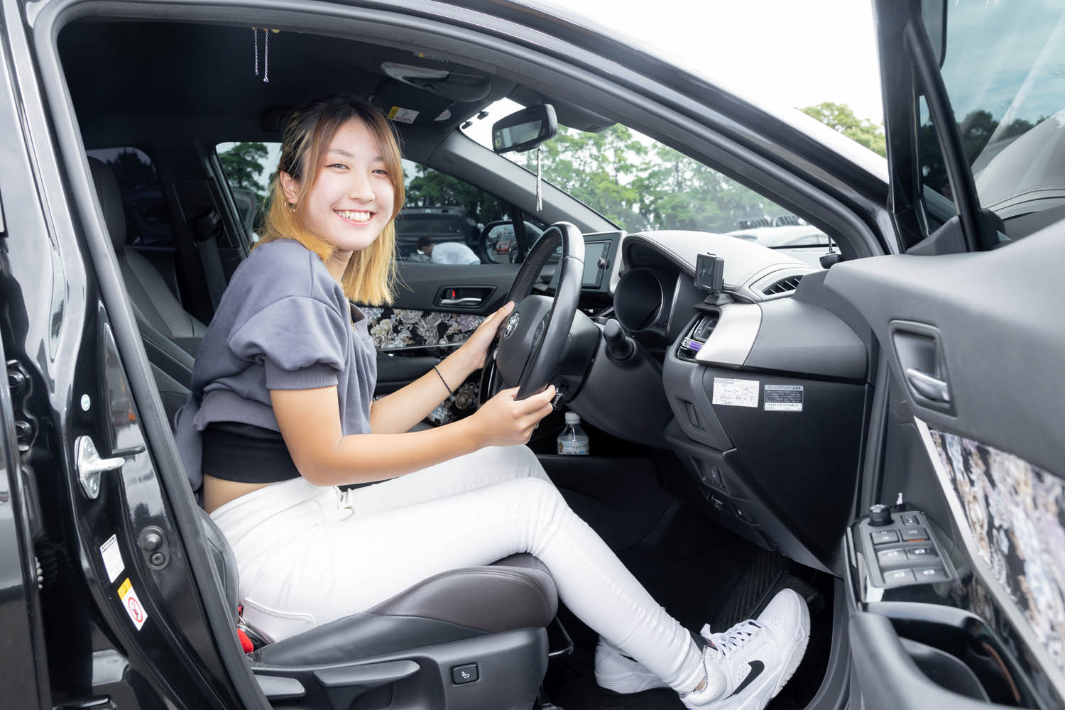 彼女のトヨタ「C-HR」は一目惚れした「グノーシスCVX」をセット！ 両親と同じワークのホイールを選んだ理由とは（Auto Messe Web） | 自動車情報・ニュース - carview!