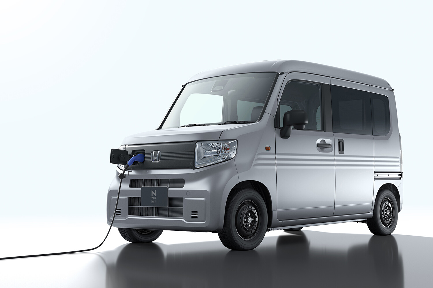 ホンダから軽商用EV「N-VAN e:」が登場！ 一充電走行距離は245km（THE EV TIMES） | 自動車情報・ニュース - carview!