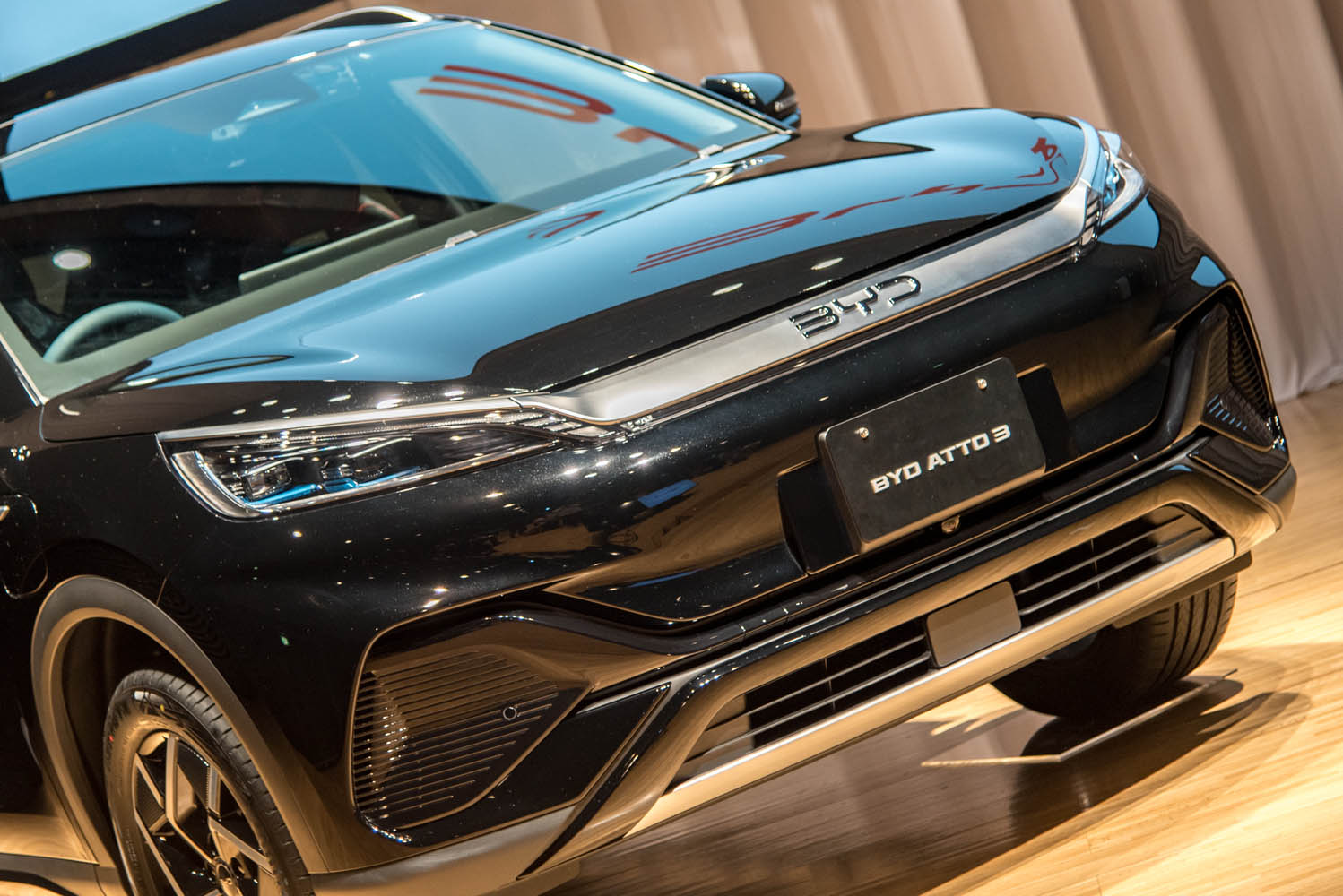 BYDのEV「ATTO 3」がアップデートして「カラオケ」標準装備に！ 今週末は代官山T-SITEでキャラバン開催です（Auto Messe Web） | 自動車情報・ニュース - carview!