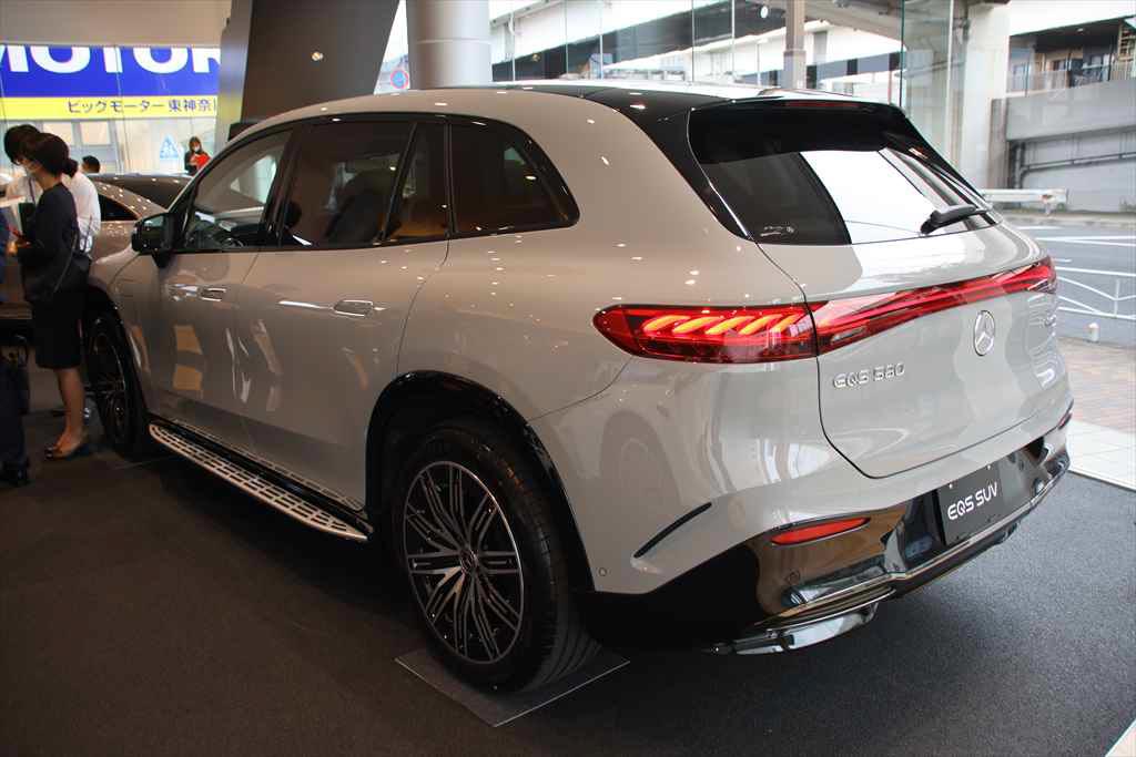 航続距離なんと593km！ 「メルセデス・ベンツEQS SUV」発売、初のEV専用プラットフォームによる一台（LE VOLANT CARSMEET WEB） | 自動車情報・ニュース ...