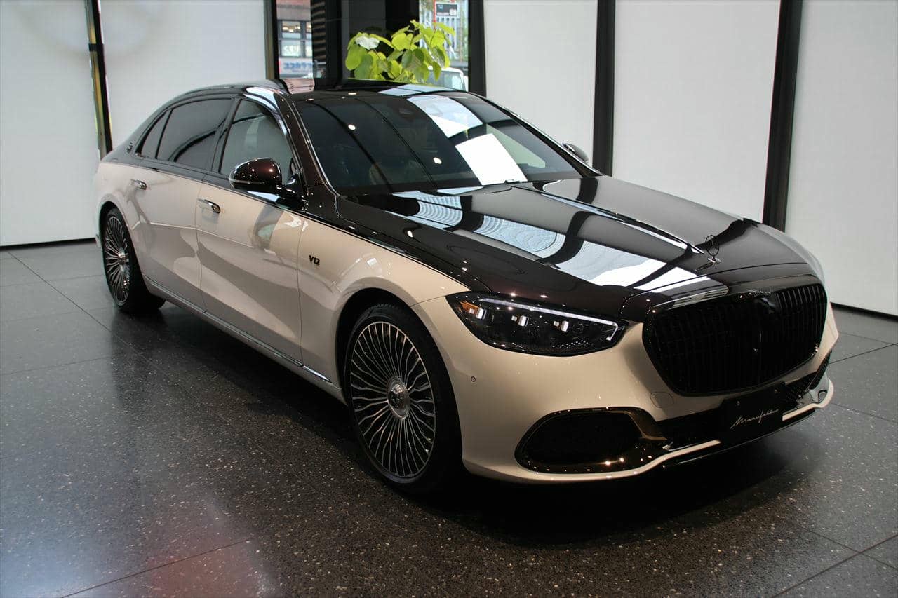 【日本限定5台】オーロラを纏う最高峰のマイバッハ Sクラスが誕生！「メルセデス・マイバッハ S680 エディション ノーザン ライツ」（LEVOLANT） | 自動車情報・ニュース ...