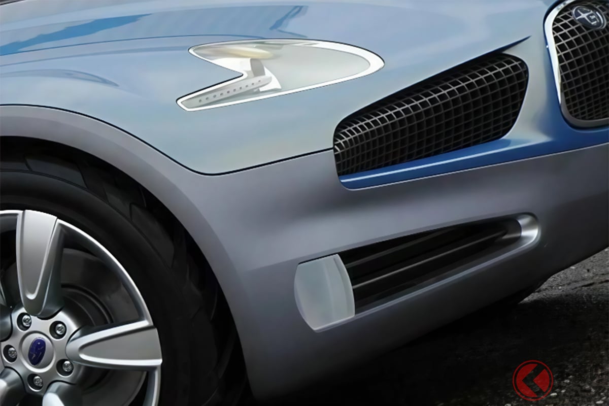 スバル斬新「“2人乗り”オープンカー」に注目！ 全長4.2mちょうどいいボディに“水平対向エンジン”×「“SUV級”地上高」の4WD仕様！ ヨーロピアンなデザインも特徴の「B9スクランブラー ...