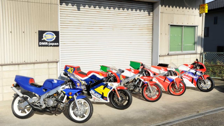 ’80s国産名車「ホンダNS400R」再見【GP500の思想を反映したV3レプリカ】（WEBヤングマシン） | 自動車情報・ニュース - carview!
