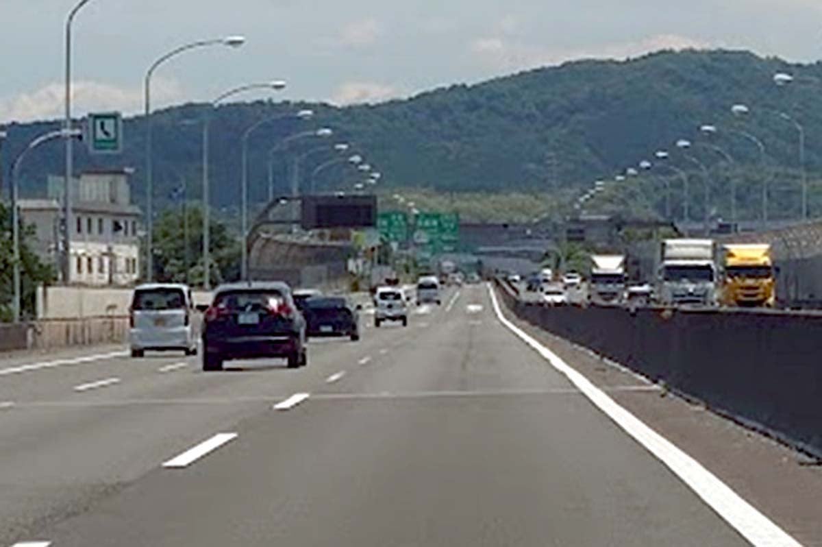 名神高速60年「老朽化をチャンスに変える時」――累計32兆円の経済効果を次世代に再創造できるか？（Merkmal）(ヘッドライン) | 自動車情報・ニュース - carview!