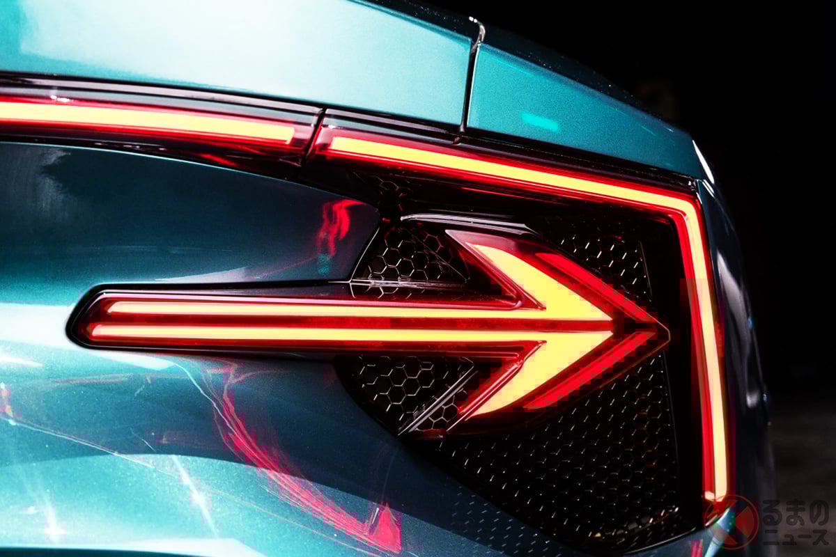 ウインカー“矢印”じゃん!? 超スゴい斬新「2ドアクーペ」世界初公開！ 美しいファストバック採用の「Cyber GTS」とは（くるまのニュース） | 自動車情報・ニュース - carview!