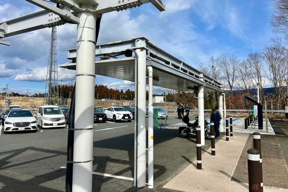 ビジュアルがスゴイ!? 「EXPASA足柄」限定メニュー 豚肉づくしの「かつはやし」とは？ バイクで行く高速道路グルメ（バイクのニュース ）の写真(2ページ目) | 自動車情報・ニュース ...