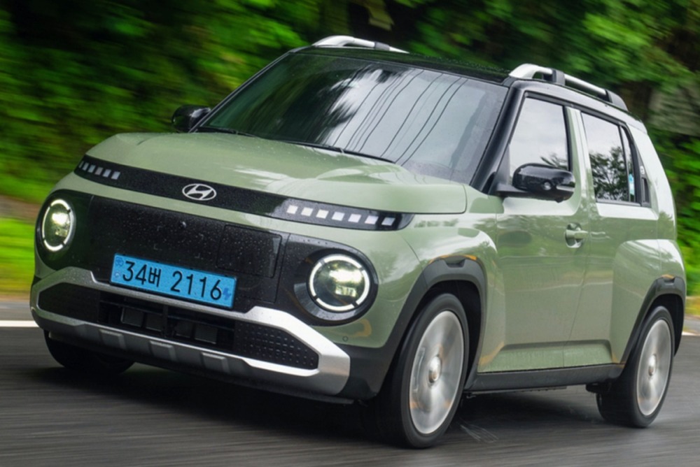 コンパクトでプレミアム！ ヒョンデ・インスターへ試乗 コダワリ感じるインテリア（AUTOCAR JAPAN） | 自動車情報・ニュース - carview!