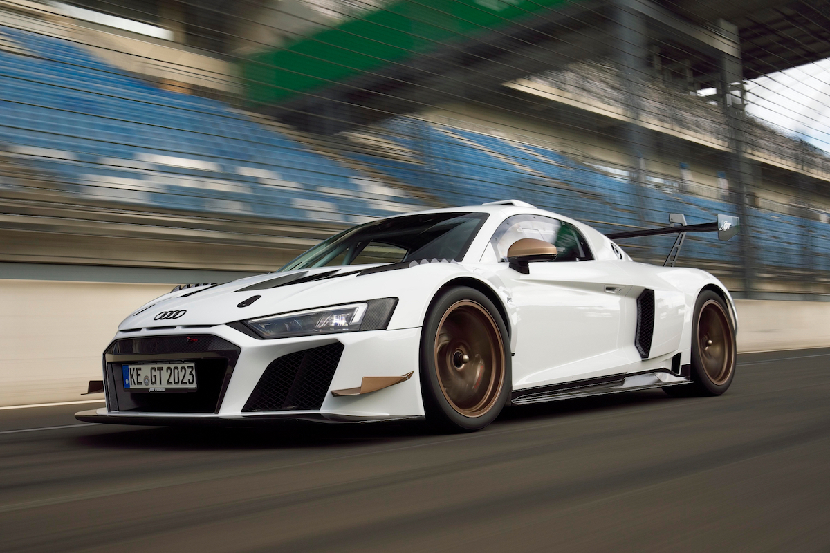 ラップレコード達成！「ABT（アプト）R8 XGT」がフェラーリ 296GTBとポルシェ911GT2 RSを超えた！（AutoBild Japan） | 自動車情報・ニュース - carview!