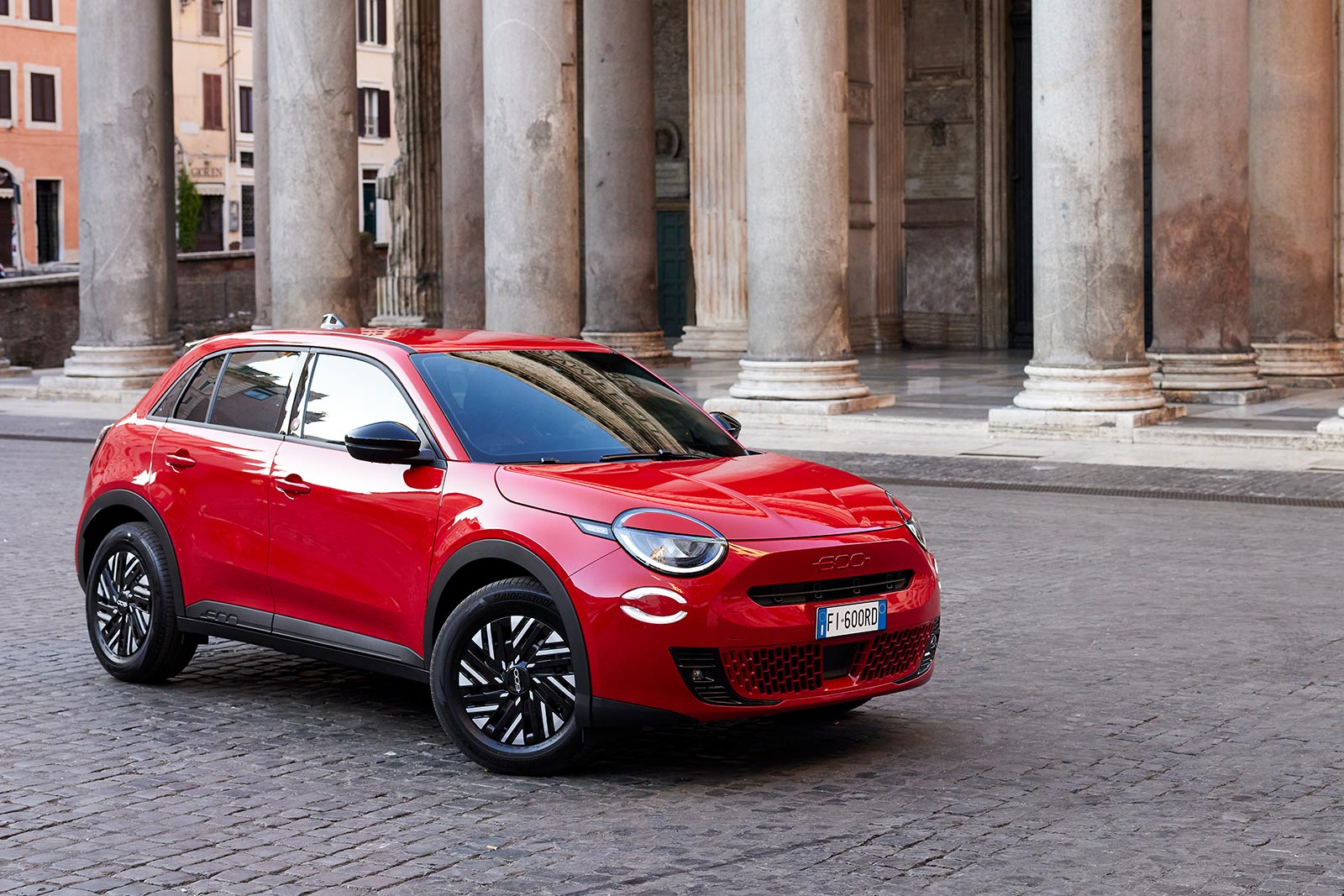 伊フィアット、新型EV「600e」を発表。BセグメントのコンパクトSUVで航続距離400km以上を達成（THE EV TIMES） | 自動車情報・ニュース - carview!