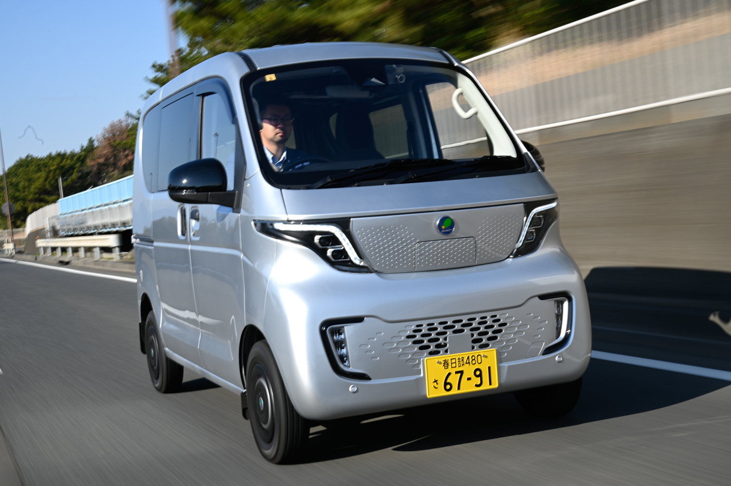 佐川急便とASFが共同開発した軽商用EV「ASF2.0」に乗った！ 走りは要改善も将来性を感じる中身（THE EV TIMES） | 自動車情報・ニュース - carview!