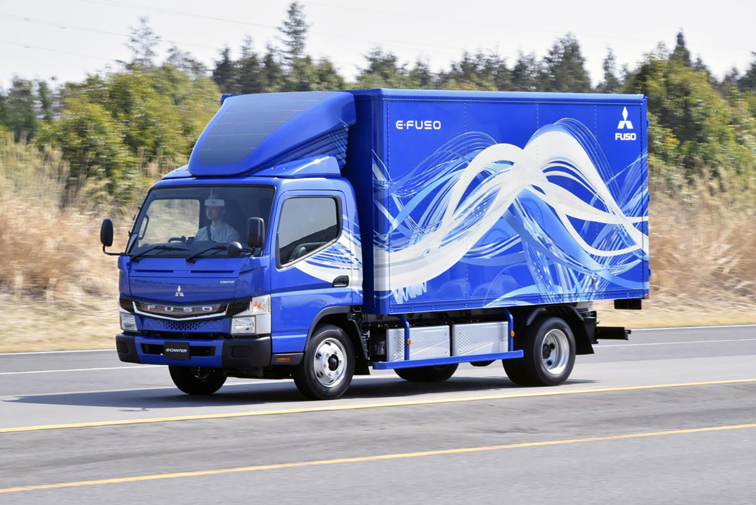 電動化には「別の方法」が必要！ 大型トラックに乗用車のようなBEV化やFCV化が無理なワケ（WEB CARTOP） | 自動車情報・ニュース - carview!